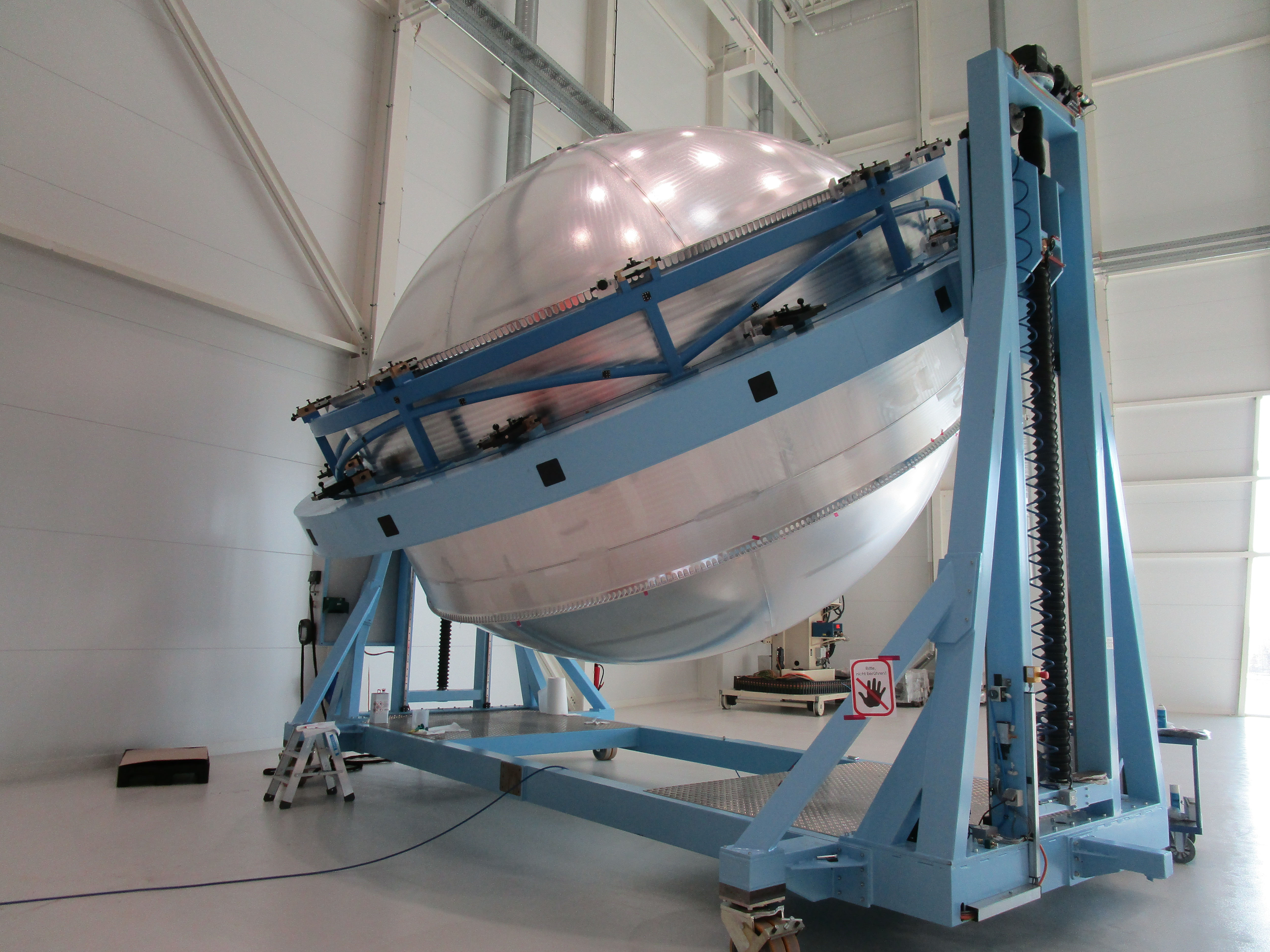 MT Aerospace ships the first tank for Ariane 6 to ArianeGroup in Bremen ...